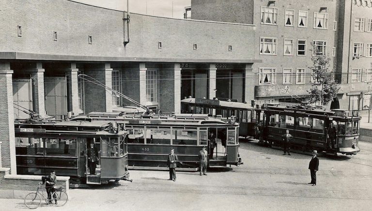 portret-hans-stork. Hans Stork (tramliefhebber, oud-lid NVBS-hoofdbestuur: